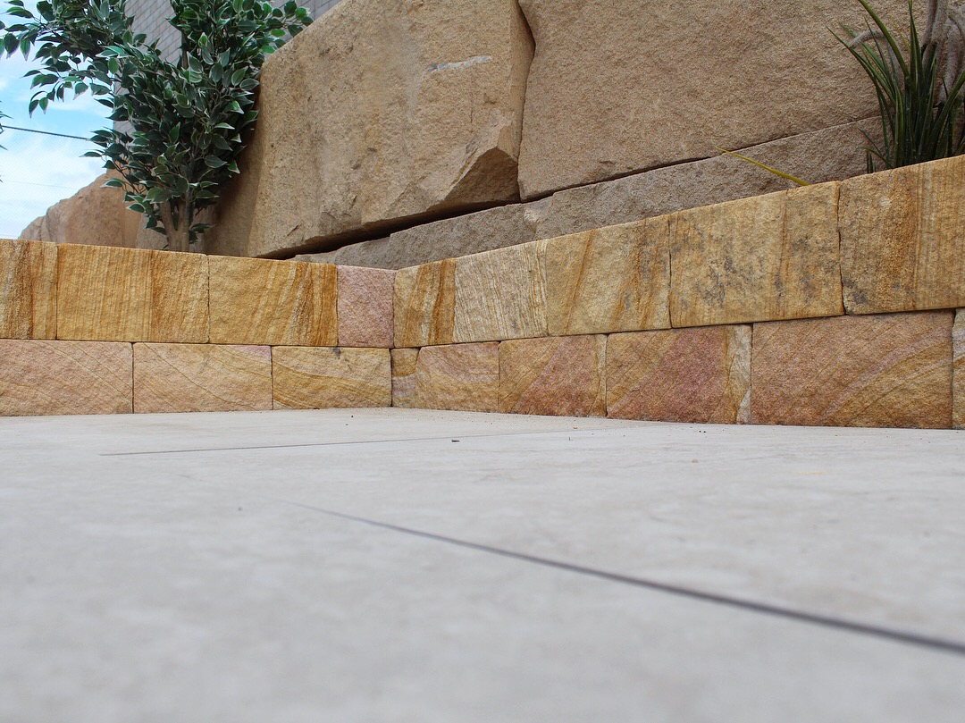 Split stone blocks - Aussietecture - Professional stone manufacturer