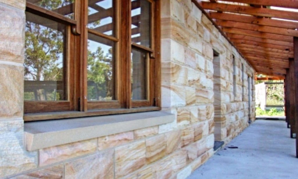 Rock face sandstone cladding - Aussie sandstone - Aussietecture