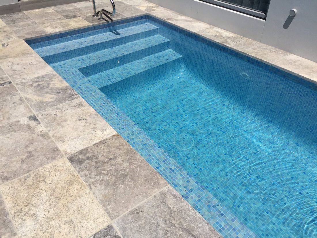 Tiles for pool - What to consider when selecting the right pool stone