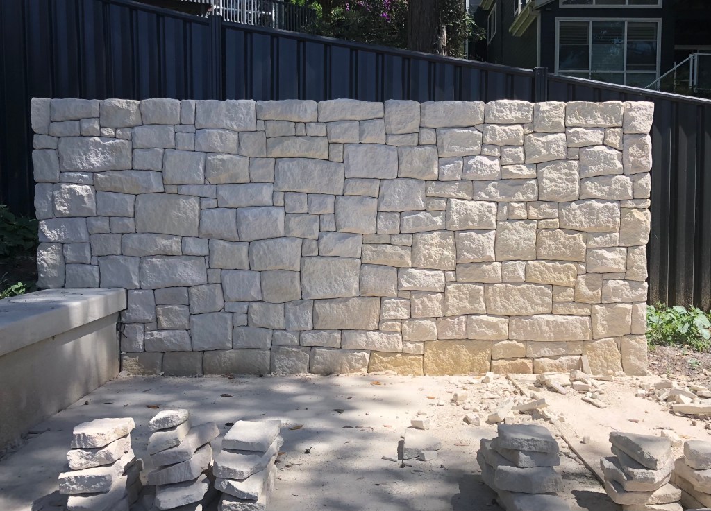 Australian sandstone walling - Ideal for Interior / exterior walls