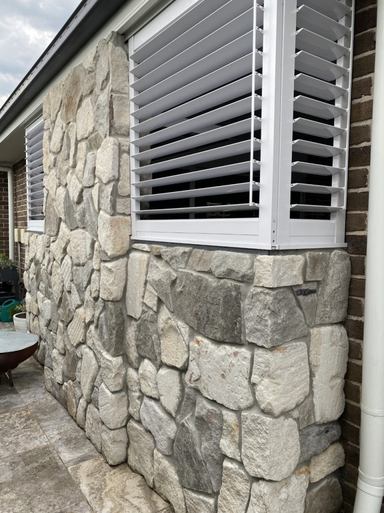 Dry stack cladding stone - Irregular Bligh - Australian sandstone