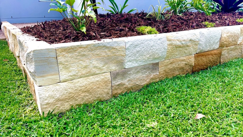Sandstone Logs - Australian Sandstone Blocks - Aussie Made