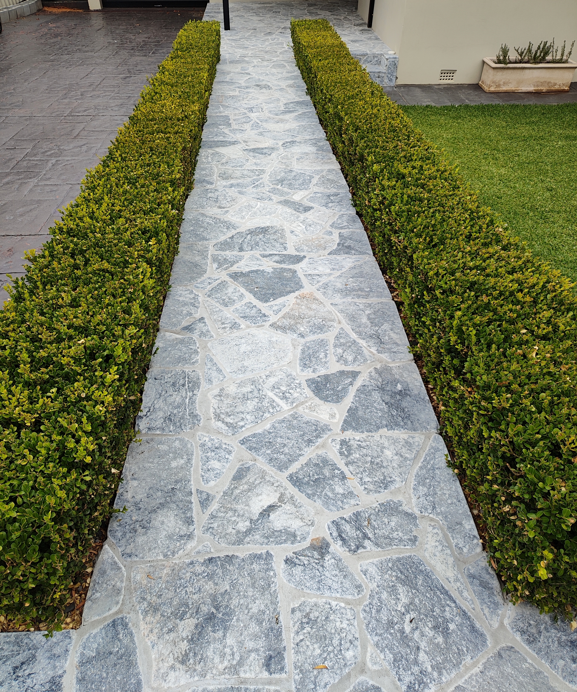 Marble Crazy Paver - Crazy Paving - Aussietecture® Stone