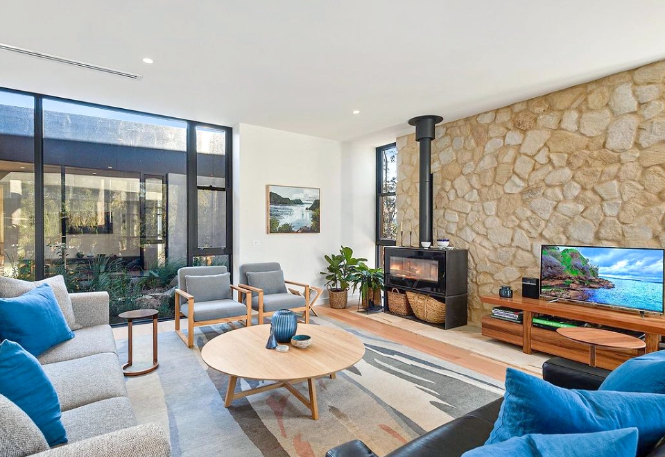 Natural cladding stone - Sandstone cladding - Aussietecture stone