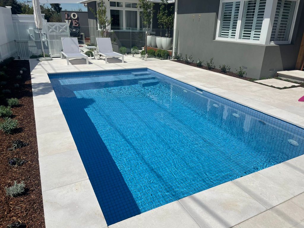 Limestone Pavers and Tiles - Pool Coping - Natural Stone Flooring