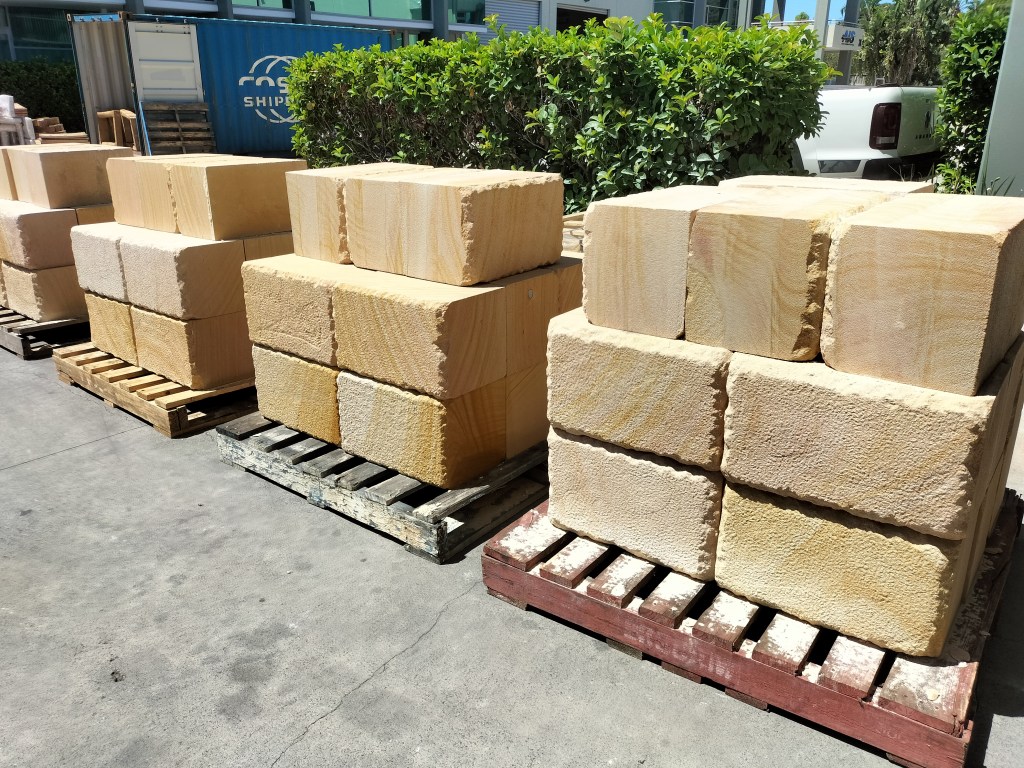 Sandstone Logs - Australian Sandstone Blocks - Aussie Made