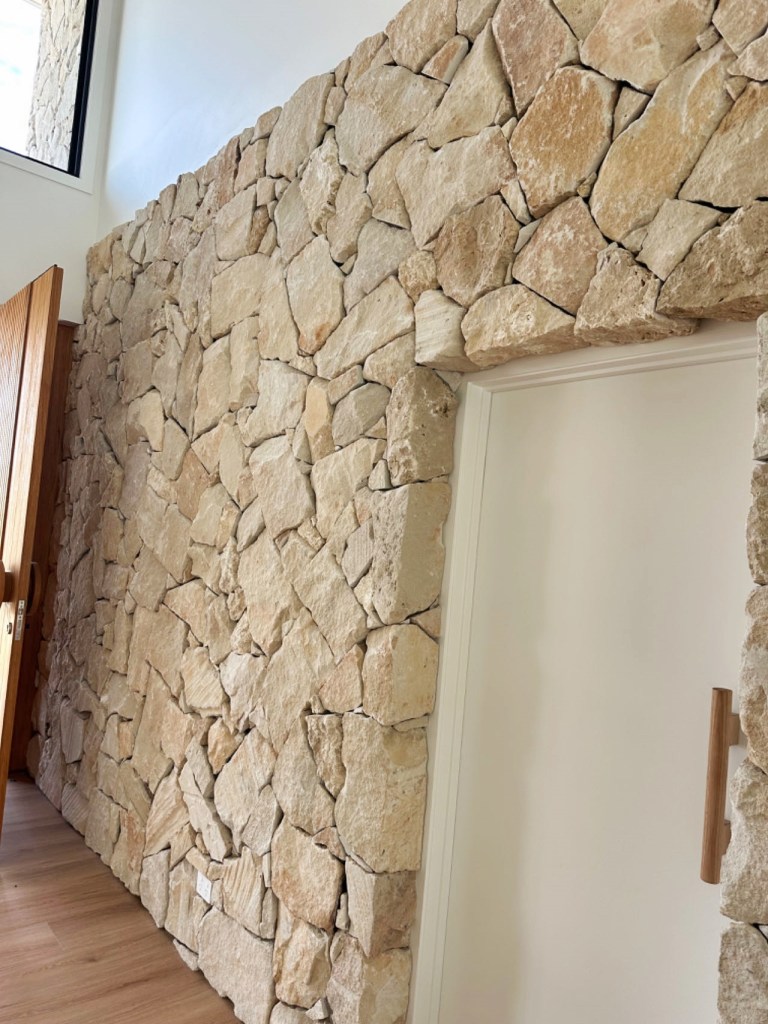 Natural walling stones - featured wall cladding stone - Aussietecture