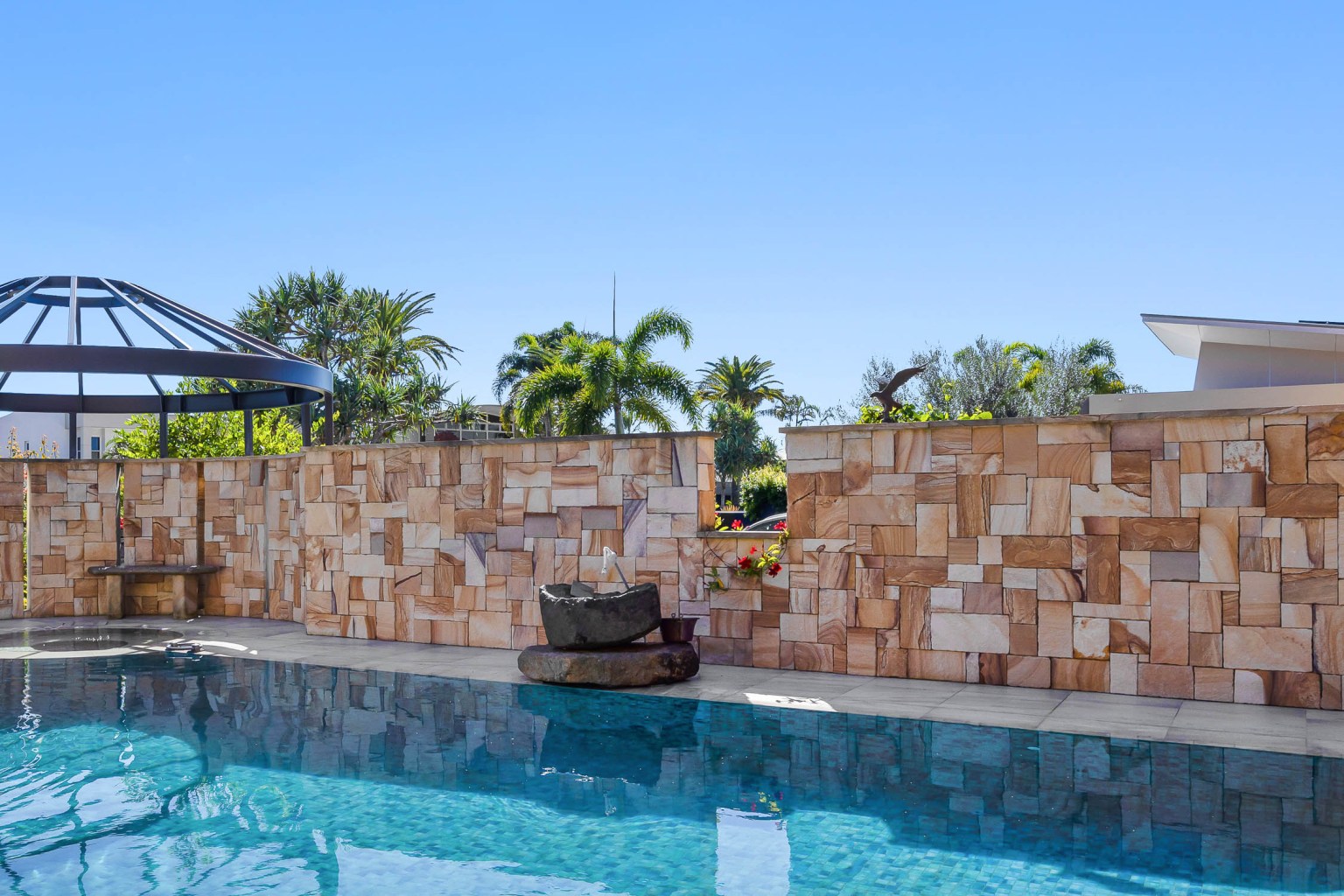 Sandstone cladding Australia, Australian-made stone, Aussietecture